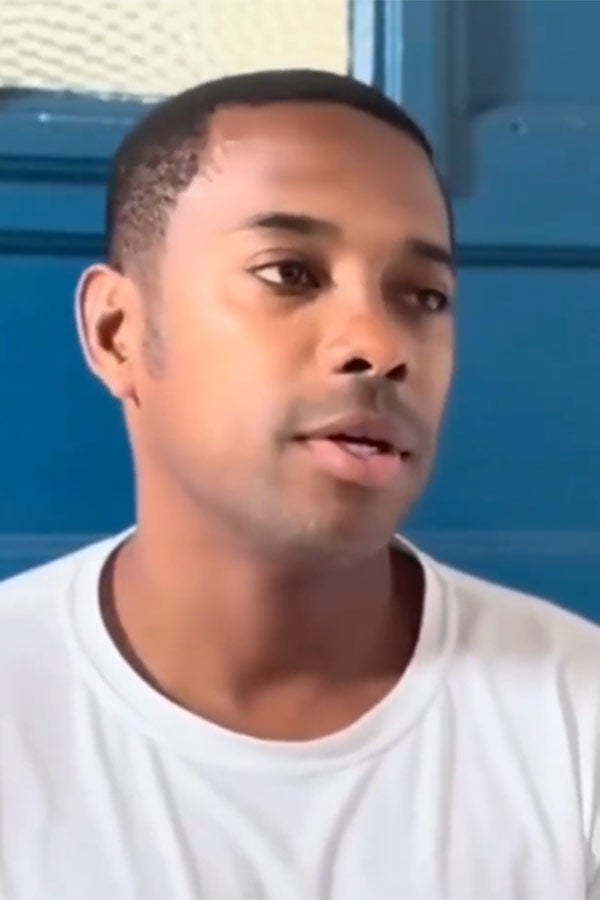 Robinho sin privilegios en la cárcel