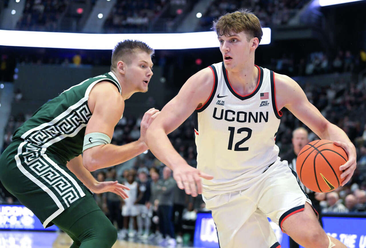 UConn freshman Eric Reibe starts first college game to mixed results