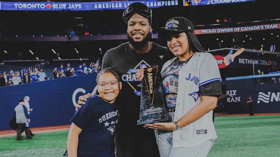 Vladimir Guerrero Jr.’s daughter, Vlaimel, leaves her dad an adoring ...