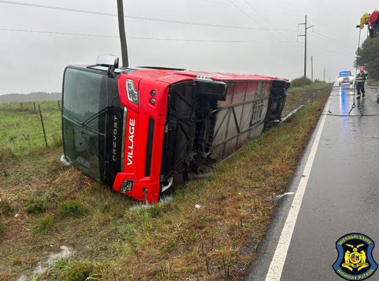 Bus taking dozens of high school students to FFA convention rolls in ...