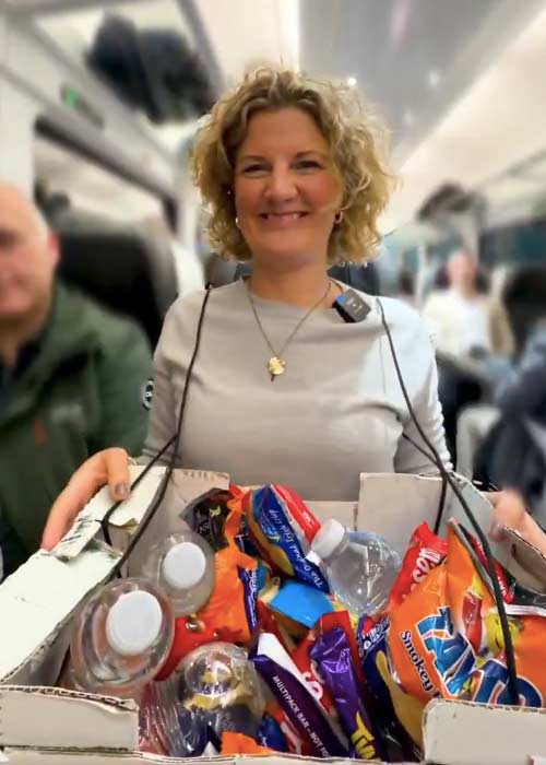 Watch: Senator takes matters into her own hands in attempt to bring ...