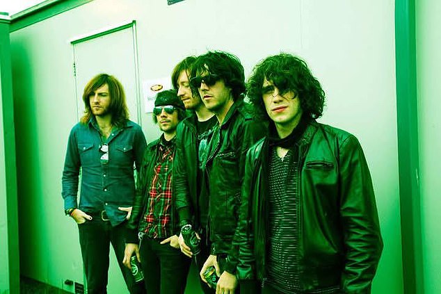 Sound Of Guns singer Andrew Metcalfe dies as his heartbroken bandmates ...