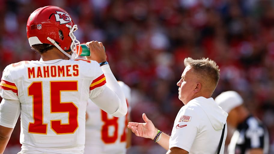 How Much Do NFL Waterboys Make? Salary, Perks, and What the Job Really ...
