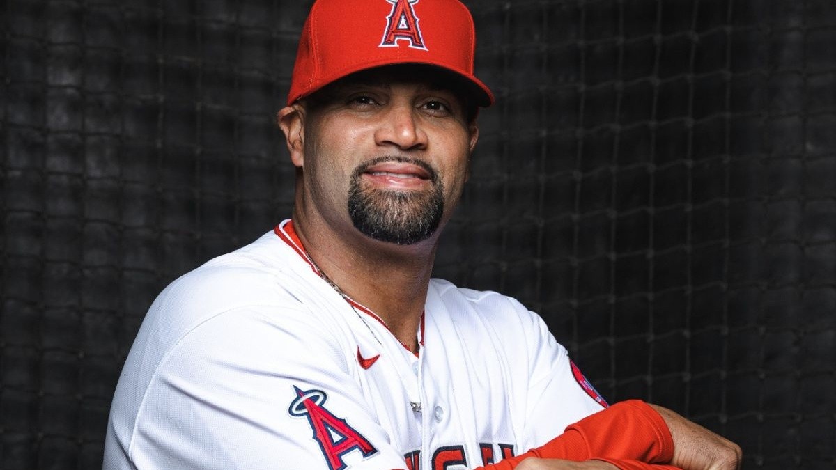 MLB: A Mexican Emerges as a Serious Contender Against Albert Pujols in ...