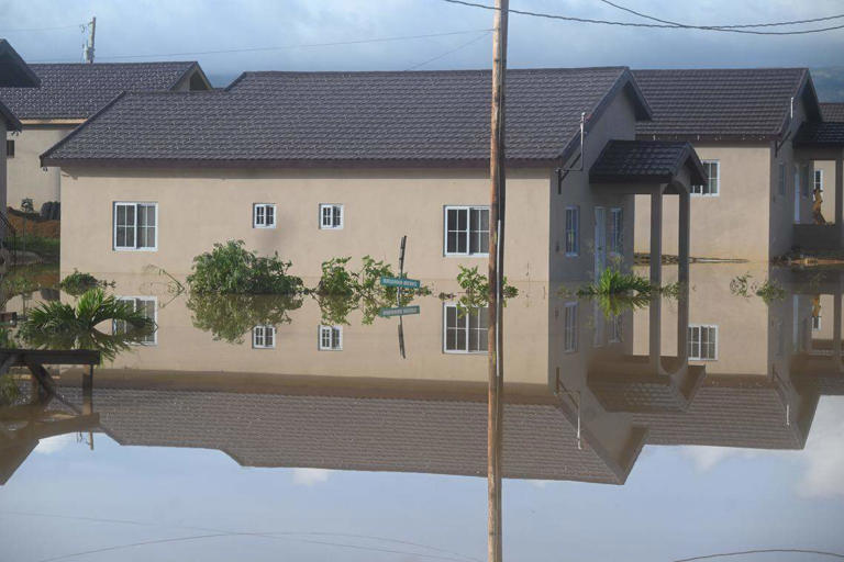 Hurricane experts make forecast for 2026 season. There's a change from ...