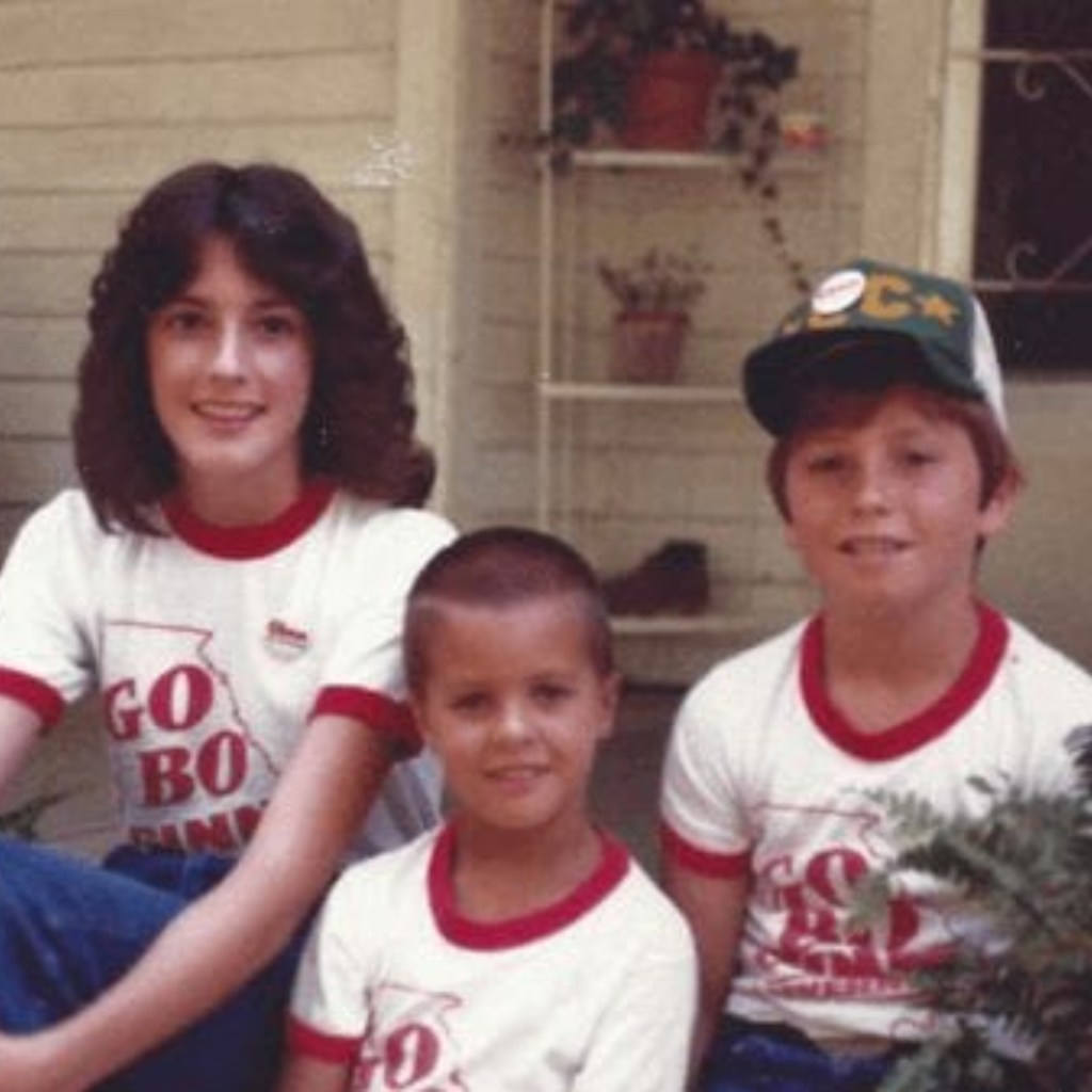 Luke Bryan reveals his sister’s cause of death: ‘It was just tragic ...