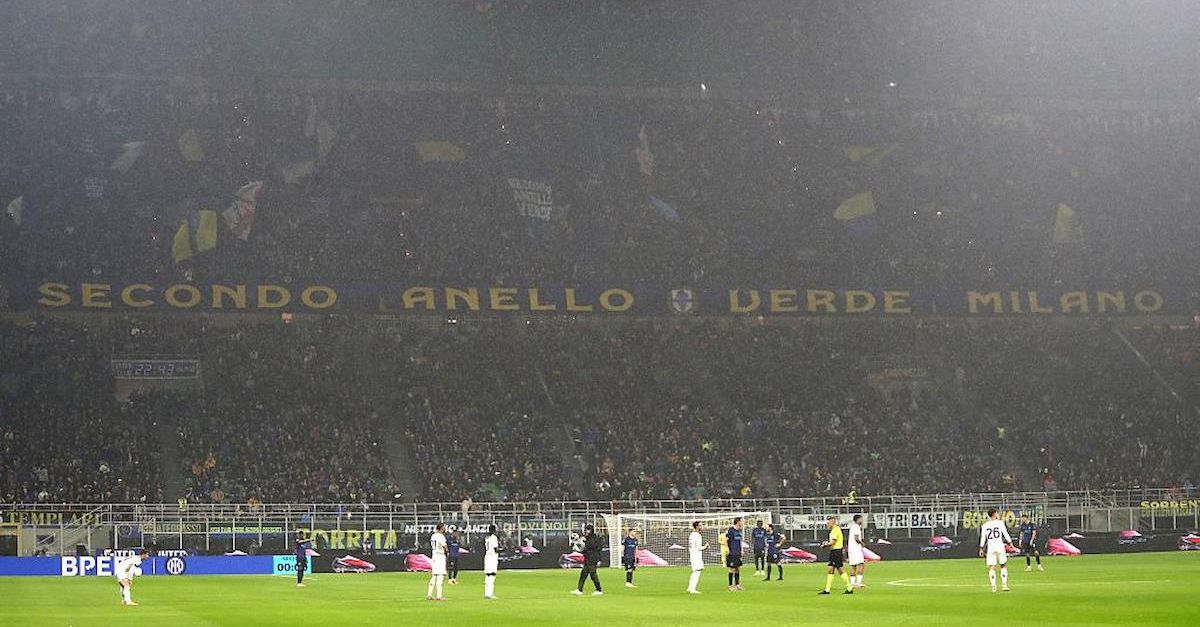 Inter, torna la Curva Nord e compare lo striscione Secondo Anello Verde ...