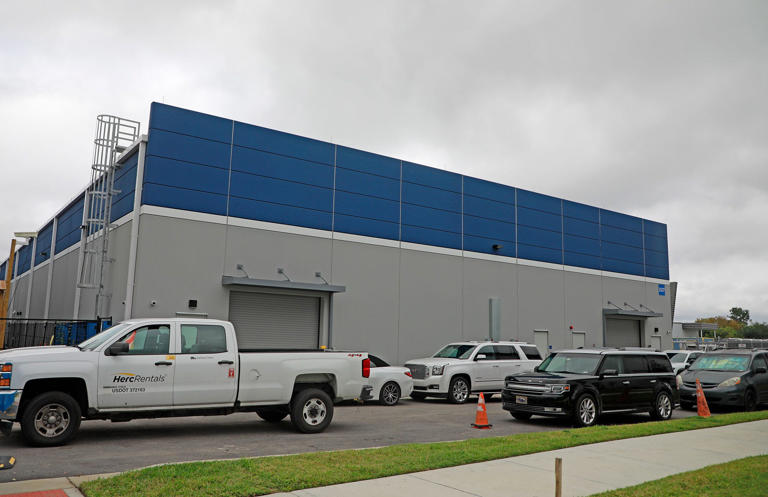 French airplane maker Aura Aero opens US HQ at Embry-Riddle Research ...