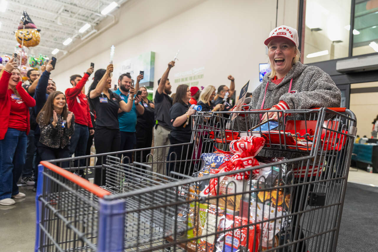 H-E-B opens up first store in fast-growing North Texas suburb