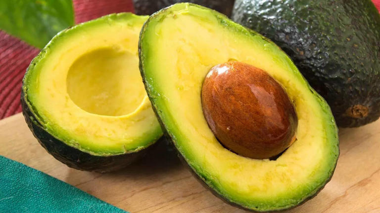 8 fruits to improve testosterone levels naturally: Nutrition tips for ...