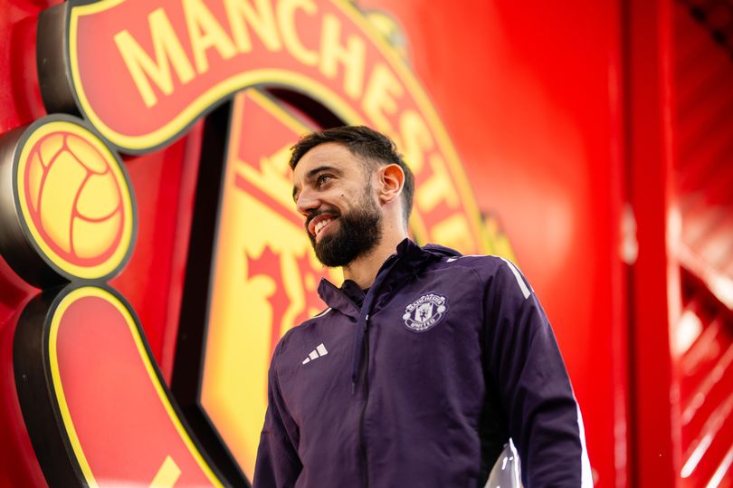 Man United handed drastic Bruno Fernandes change as Kobbie Mainoo role ...