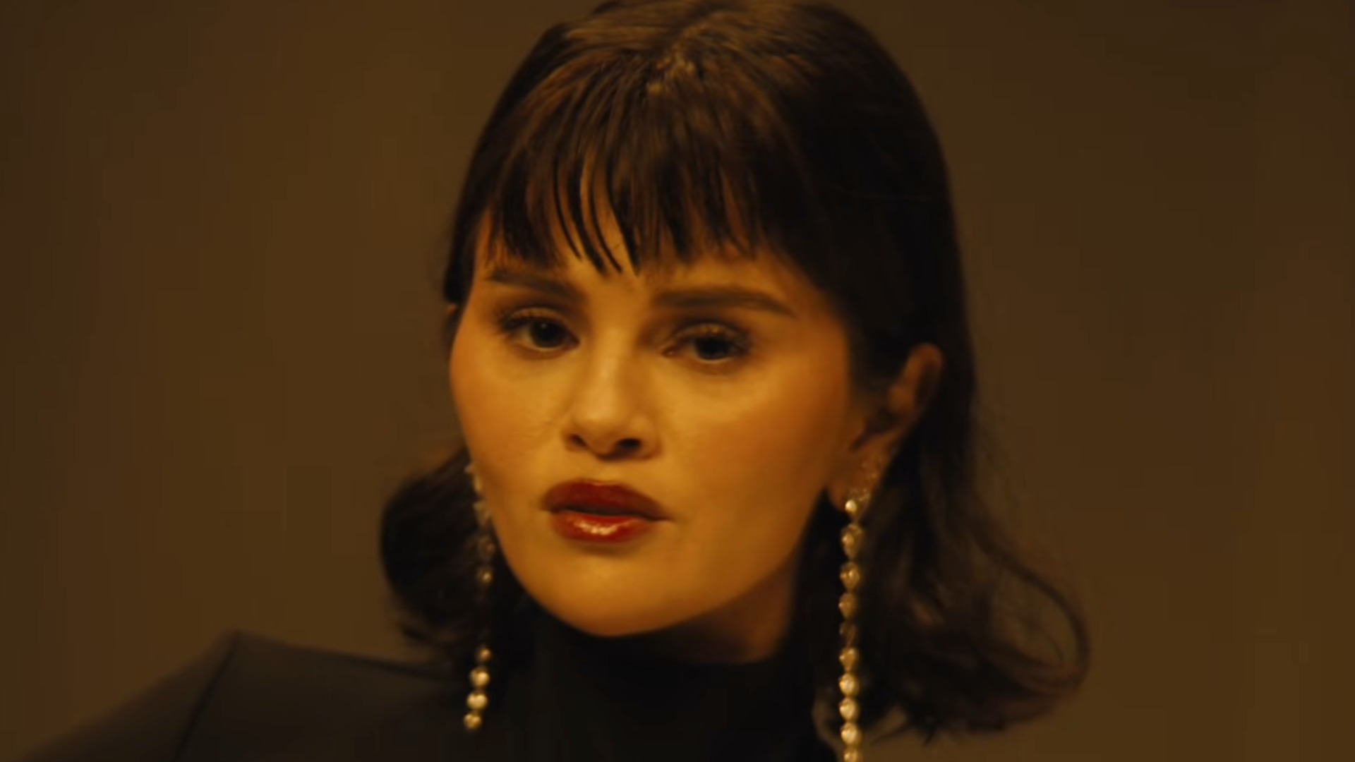 Selena Gomez's New Face Sparks Questions About Her Transformation