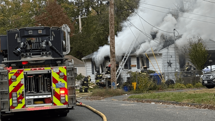 Crews put out fire on Redfern Drive in Springfield