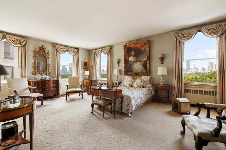 The Fifth Avenue Co-Op Where Sunny von Bülow Grew Up Asks $20 Million