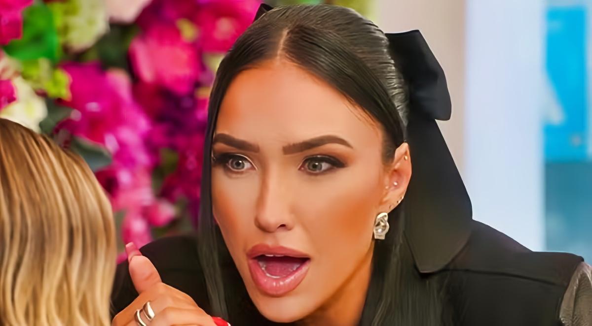 Who Is Bre Tiesi Dating? Inside the Relationship Status of the ‘Selling ...