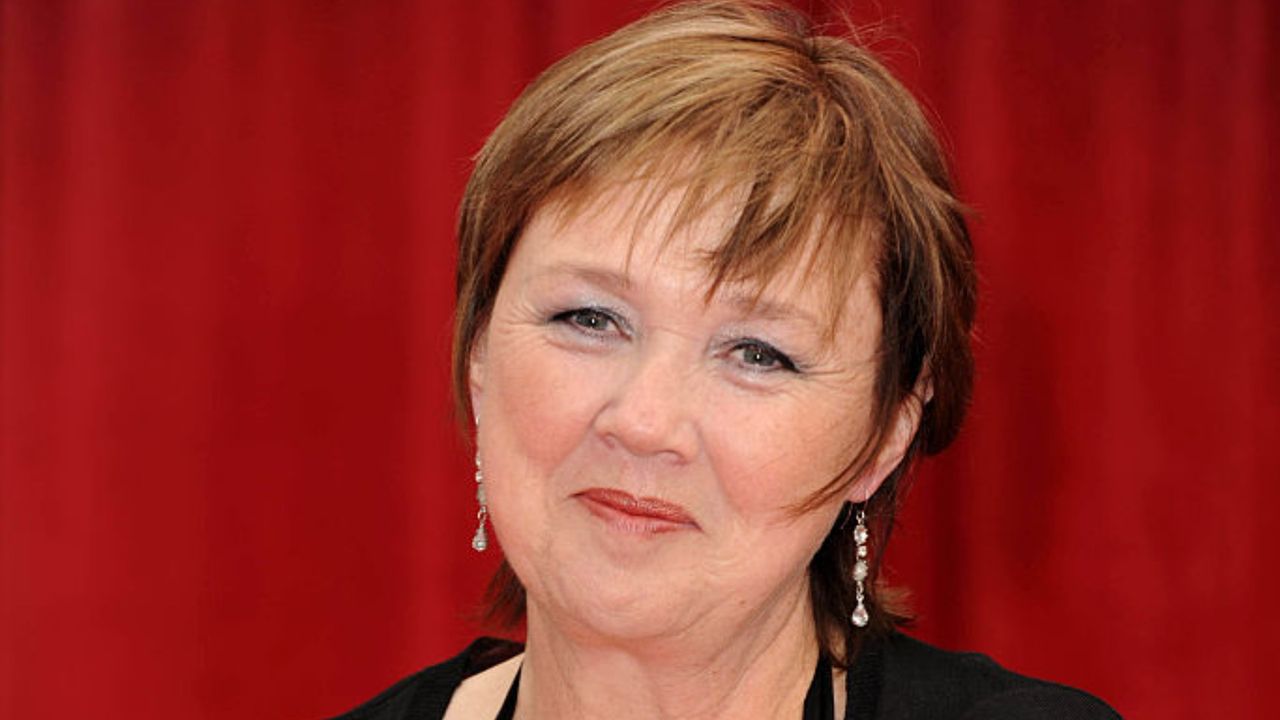 Pauline Quirkes Dementia Has Gathered Pace As Birds Of A Feather