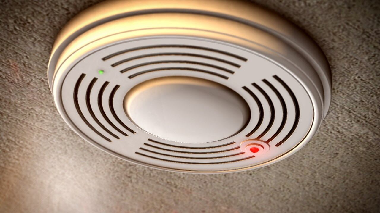 Fire officials remind residents to check smoke alarms as daylight ...