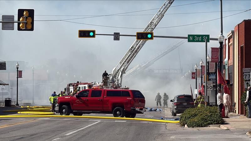 Fire destroys downtown Davis business