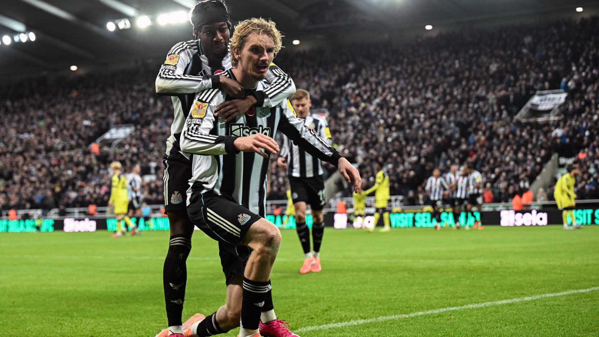 Newcastle 2-0 Tottenham Hotspur: Magpies make easy work of Spurs in ...