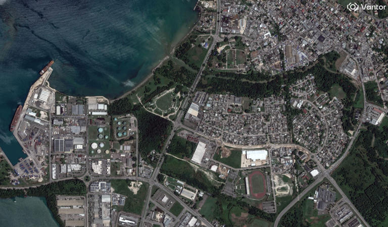 Before and after satellite imagery showcases extensive Hurricane ...
