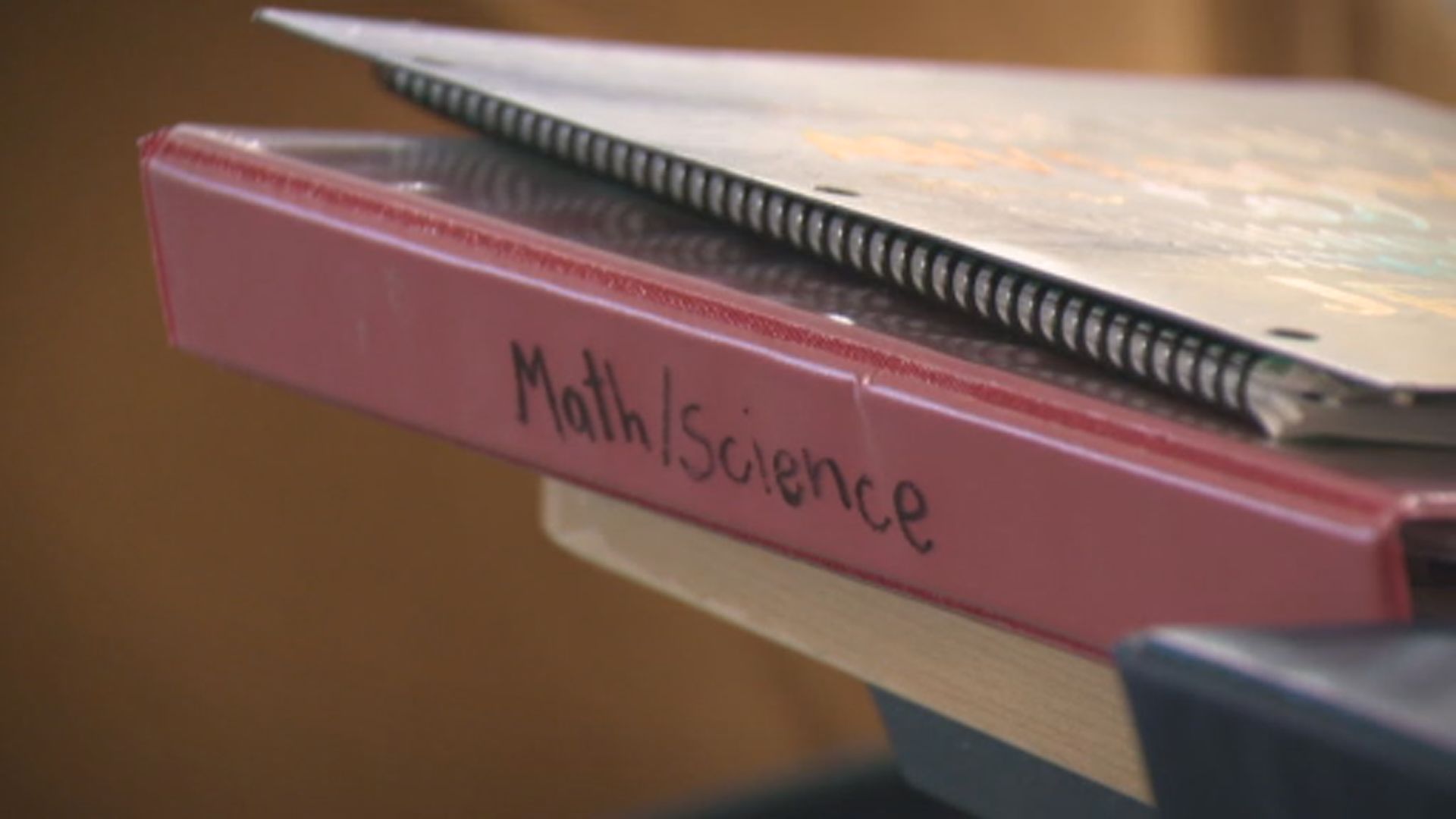 Calgary students head back to school as Alberta teachers' strike ends