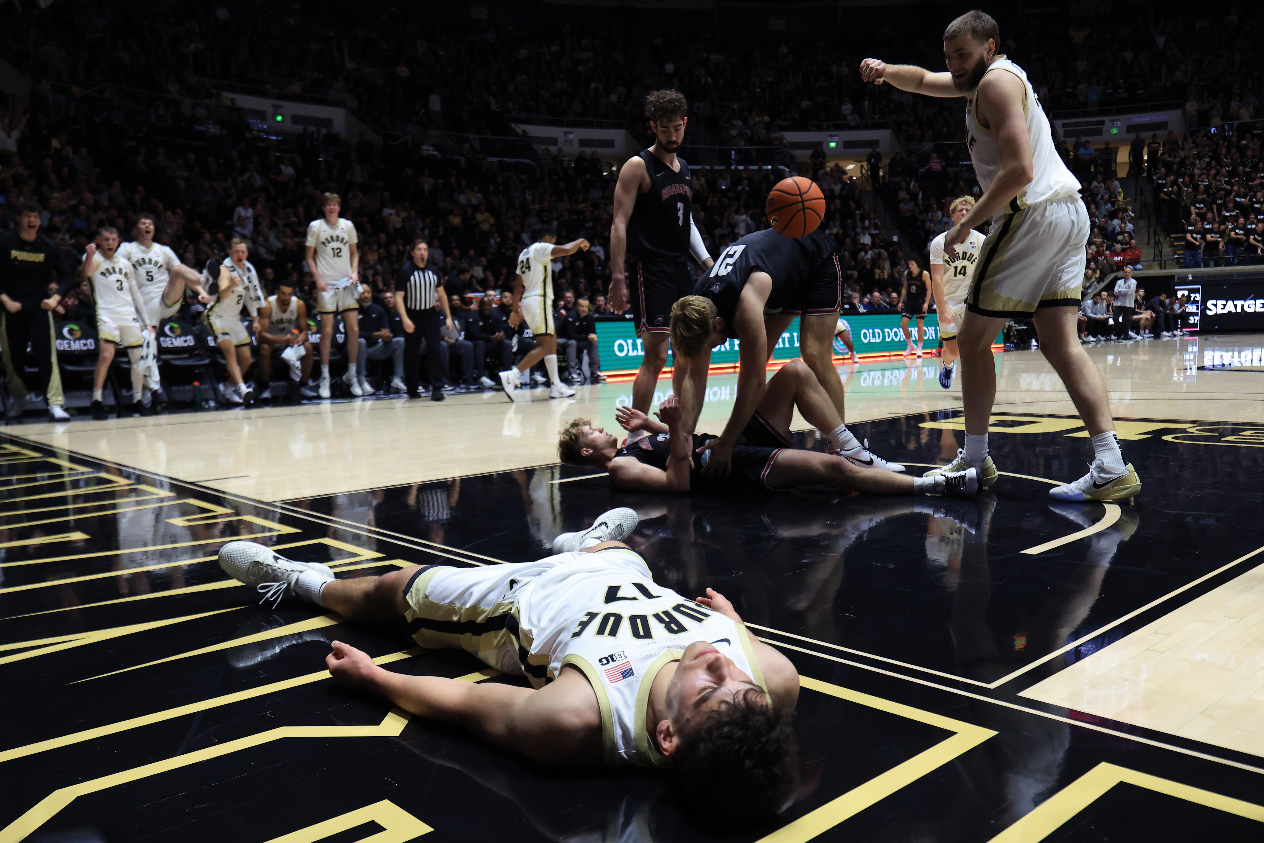 Omer Mayer is thousands of miles from his native Israel to 'be a better ...