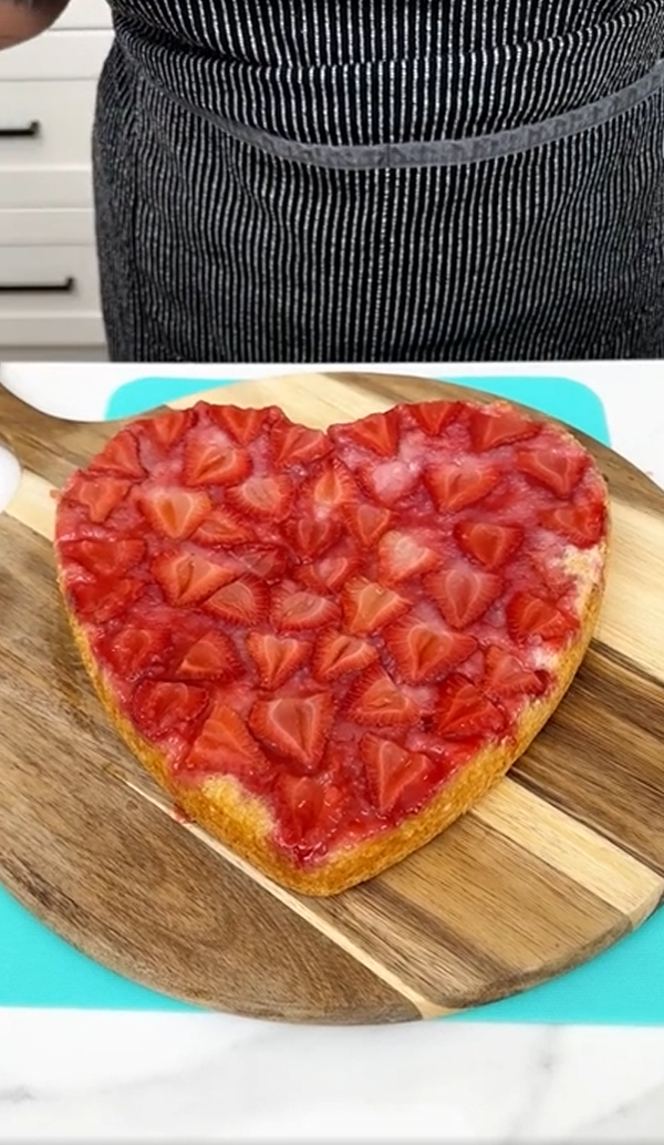 Baked Strawberry Bliss—A Dessert That Practically Makes Itself