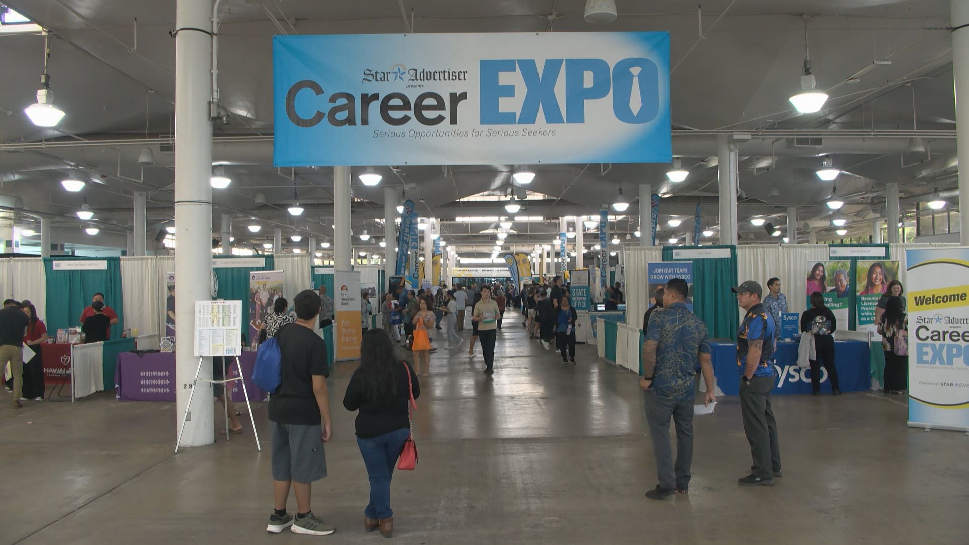 Federal workers seek job stability at Hawaii Career Expo