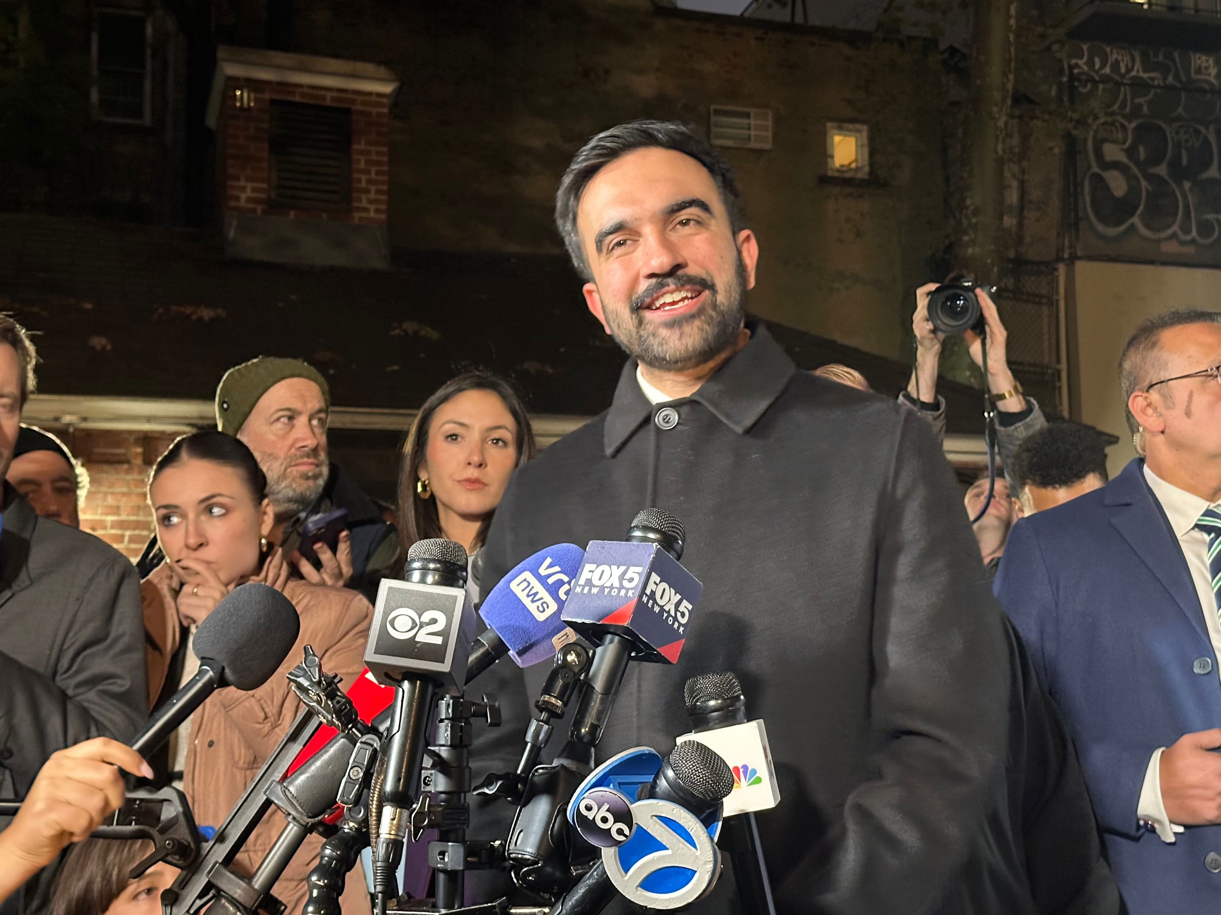 Democratic Party Candidate Mamdani's Grassroots Walk Resonates With New ...