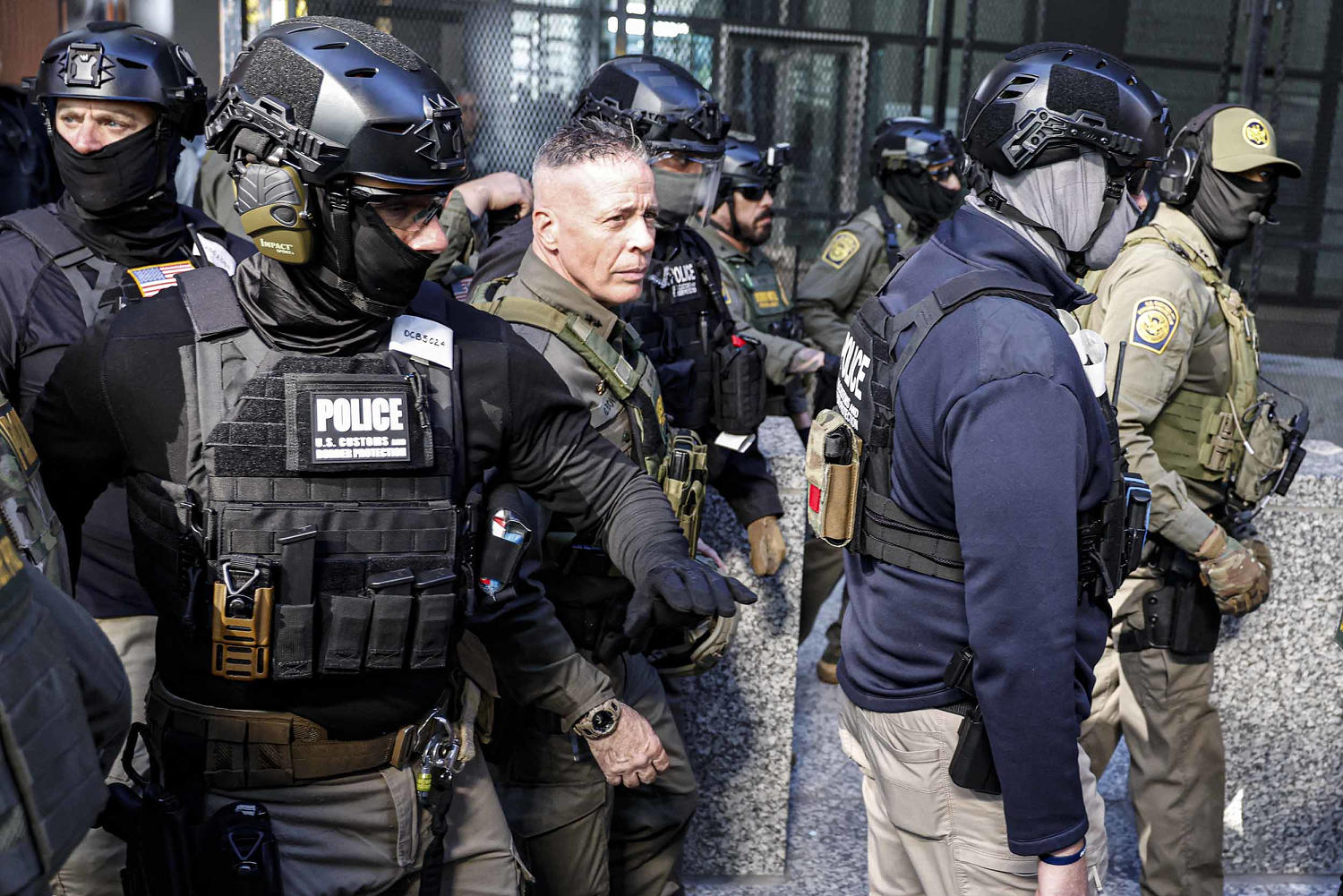 U.S. Border Patrol commander won't have to appear in court every day ...