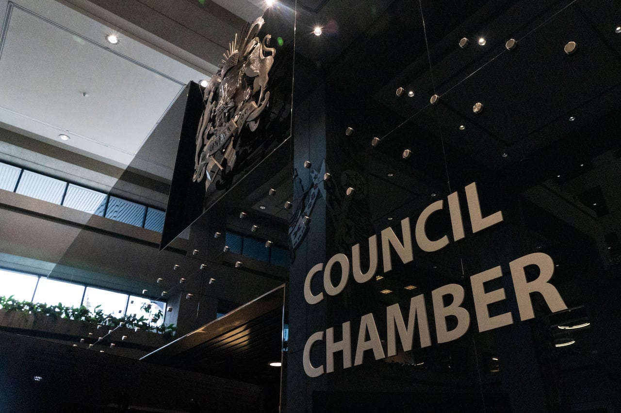 Learning curve begins as largely rookie Calgary council sworn in