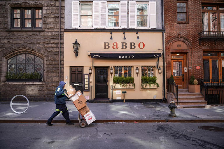‘Scabby the Rat’ mascot slashed outside reopening of iconic NYC eatery ...