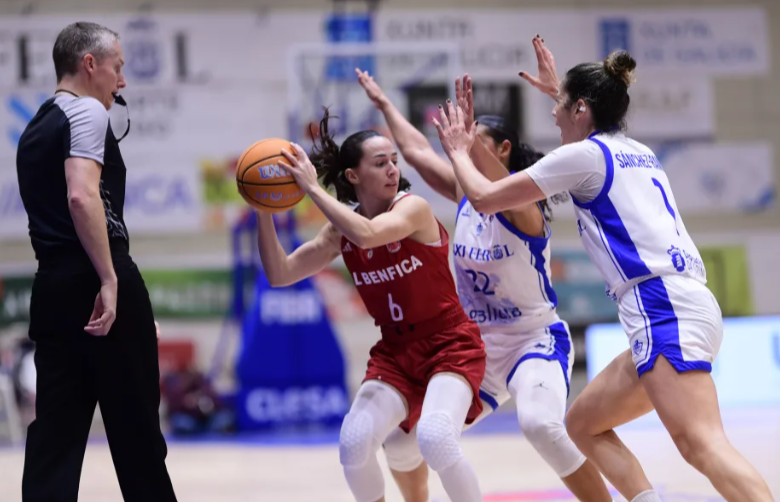Universitario de Ferrol esmaga Benfica na Euro Cup Women