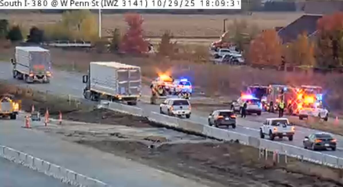 I-380 southbound lane, ramp blocked due to crash near North Liberty