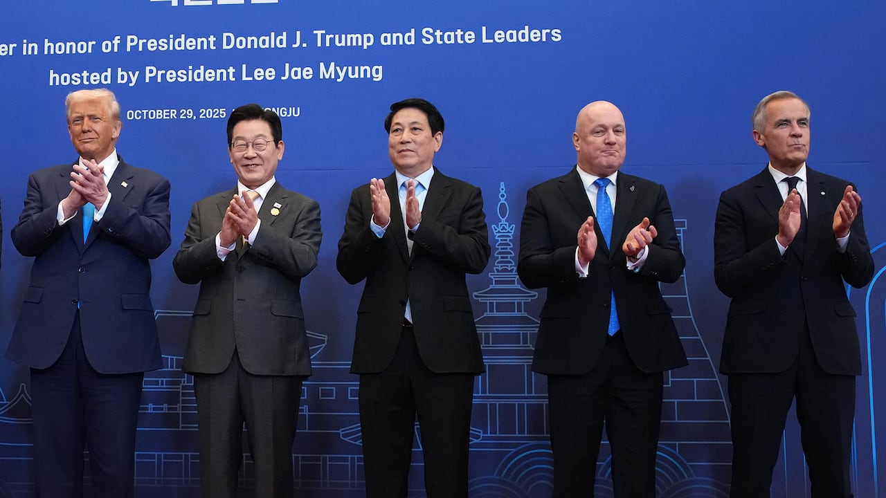 Trump and Carney face to face in South Korea with little to say