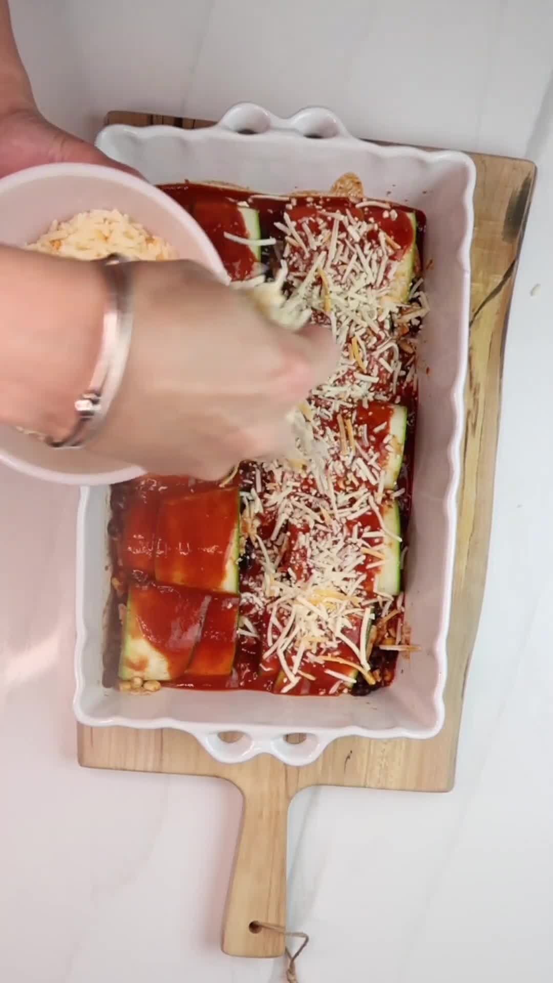 Enchiladas, but make it low calorie! #shorts