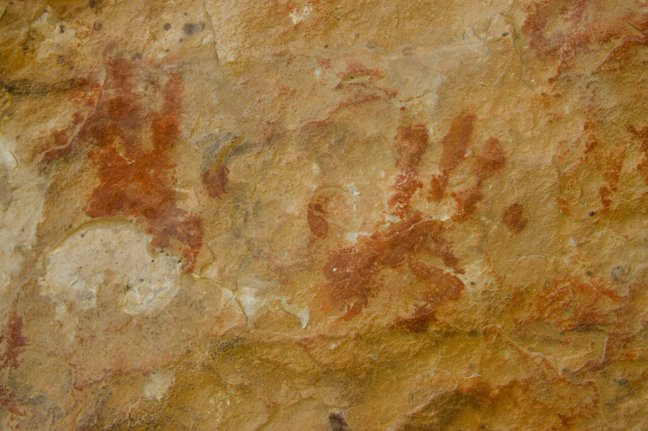 Were Neanderthals capable of making art?
