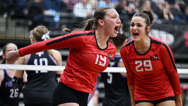 High school girls volleyball: 6A state tournament Day 1 recap