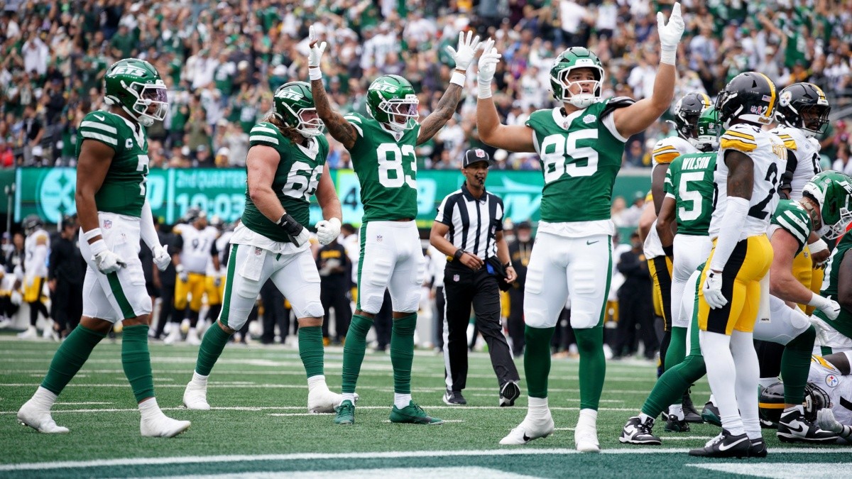 NFL: Amidst Frustration Over Terrible Record, Jets Anger Fans with ...
