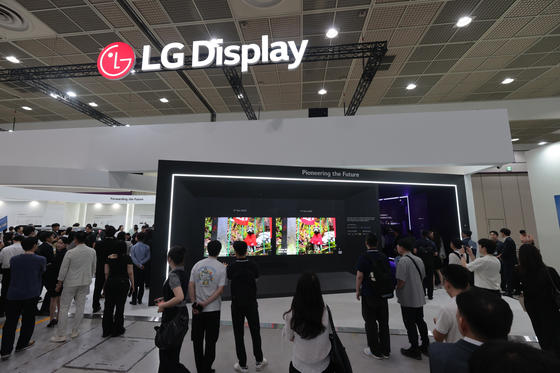 LG Display turns to profit in Q3 on strong OLED panel sales
