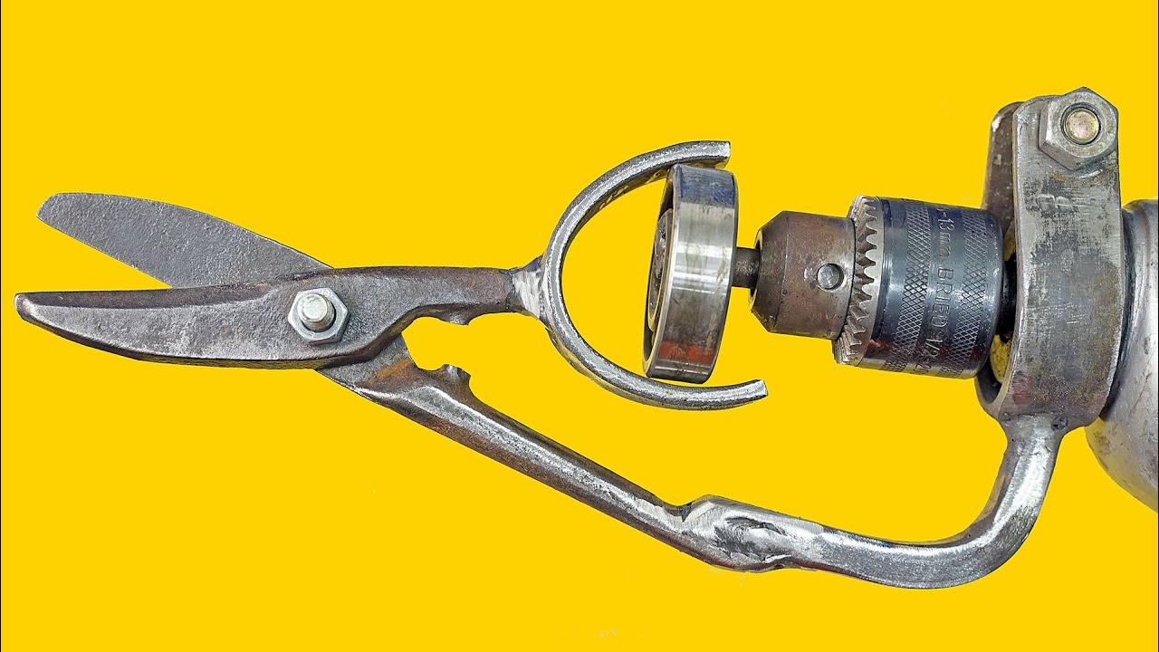 Creating a genius invention with the most unexpected materials!