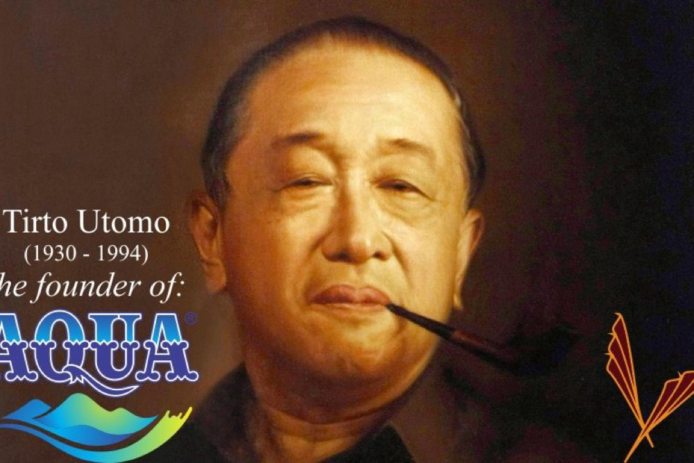 Profil Tirto Utomo Mantan Wartawan Pendiri Aqua, Merek Air Mineral ...