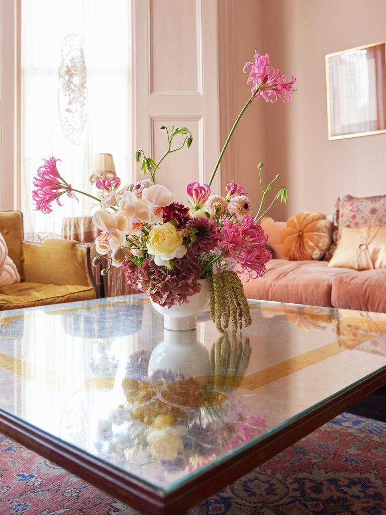 Pearl Lowe to auction rare treasures following move back to London