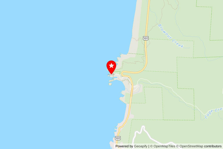 5 Oregon Coast Lighthouses You Have To See To Believe for Unforgettable ...