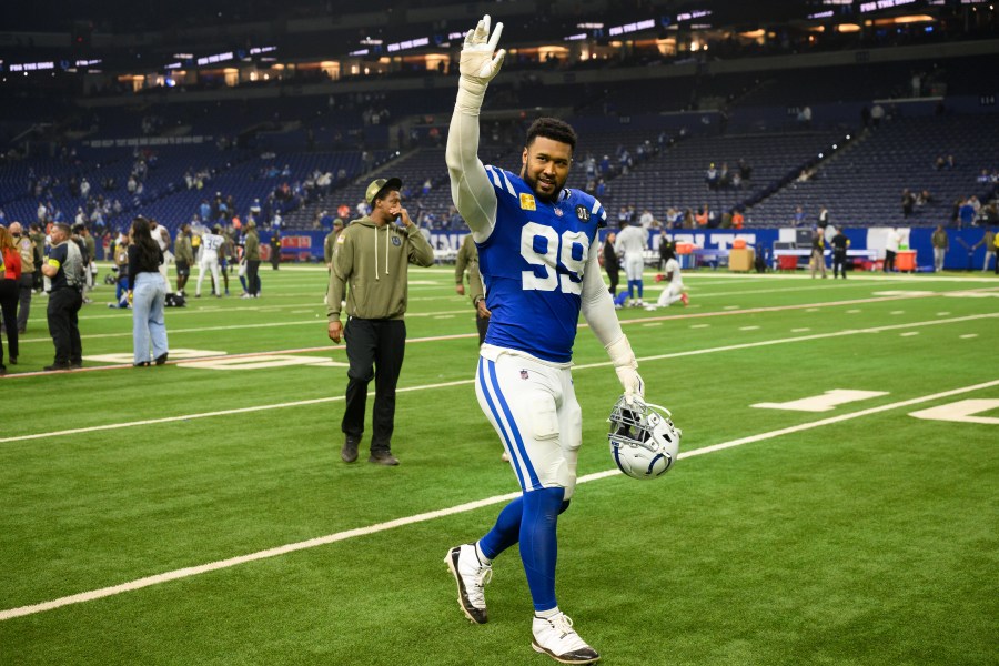 Colts captain, Hawaii’s Buckner approaches career milestone
