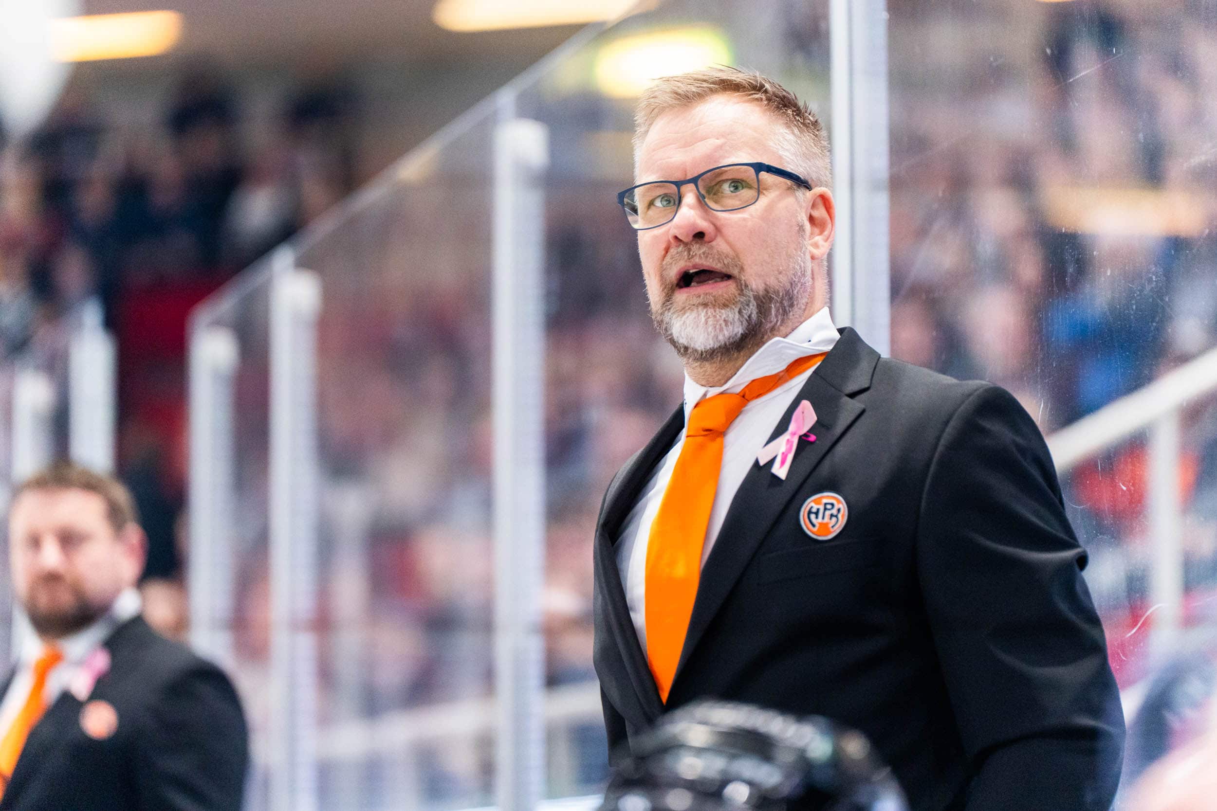 Mikko Manner latasi faktat tiskiin