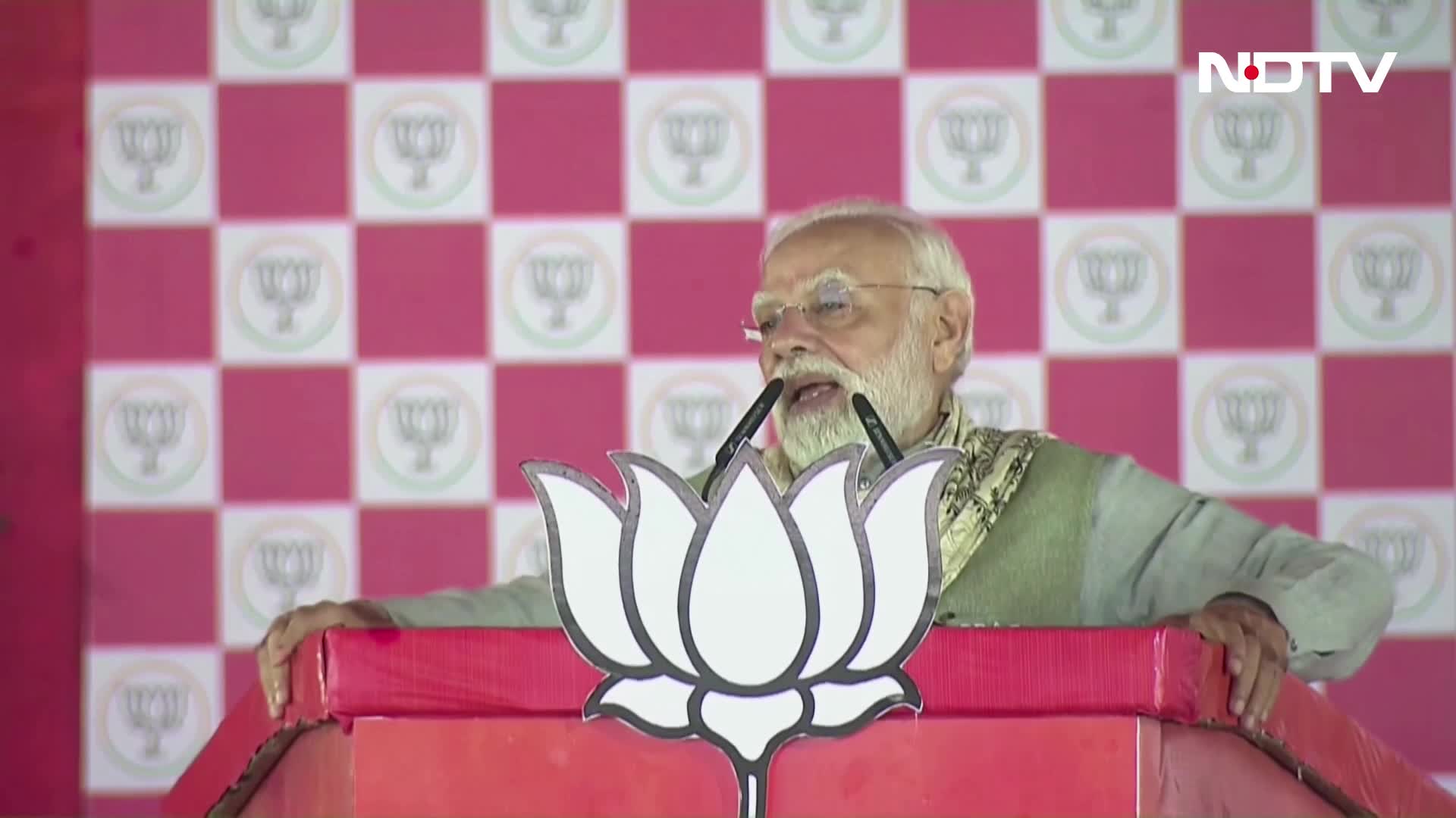 "Like Water And Oil": PM Says Rift Between Rahul Gandhi, Tejashwi's Parties