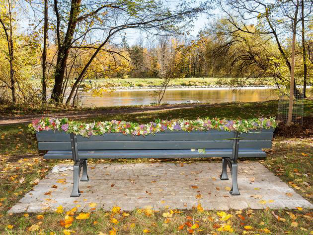 Nach Anschlag auf Verdi-Demo in München: Stadt errichtet heimlich Gedenkort am Flaucher