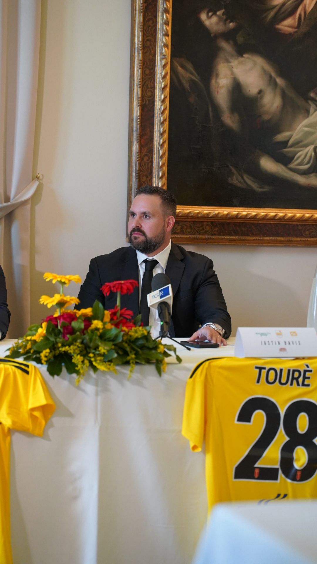 Messina, “parla” Davis: «Lavoriamo in silenzio»