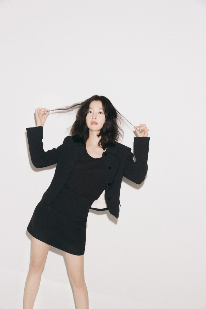 First ride Han Seon-hwa's pure love ♥ I want you, if you're into one ...